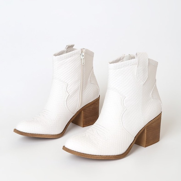 Dirty Laundry | Shoes | New Dirty Laundry Unite Western Boots In White ...